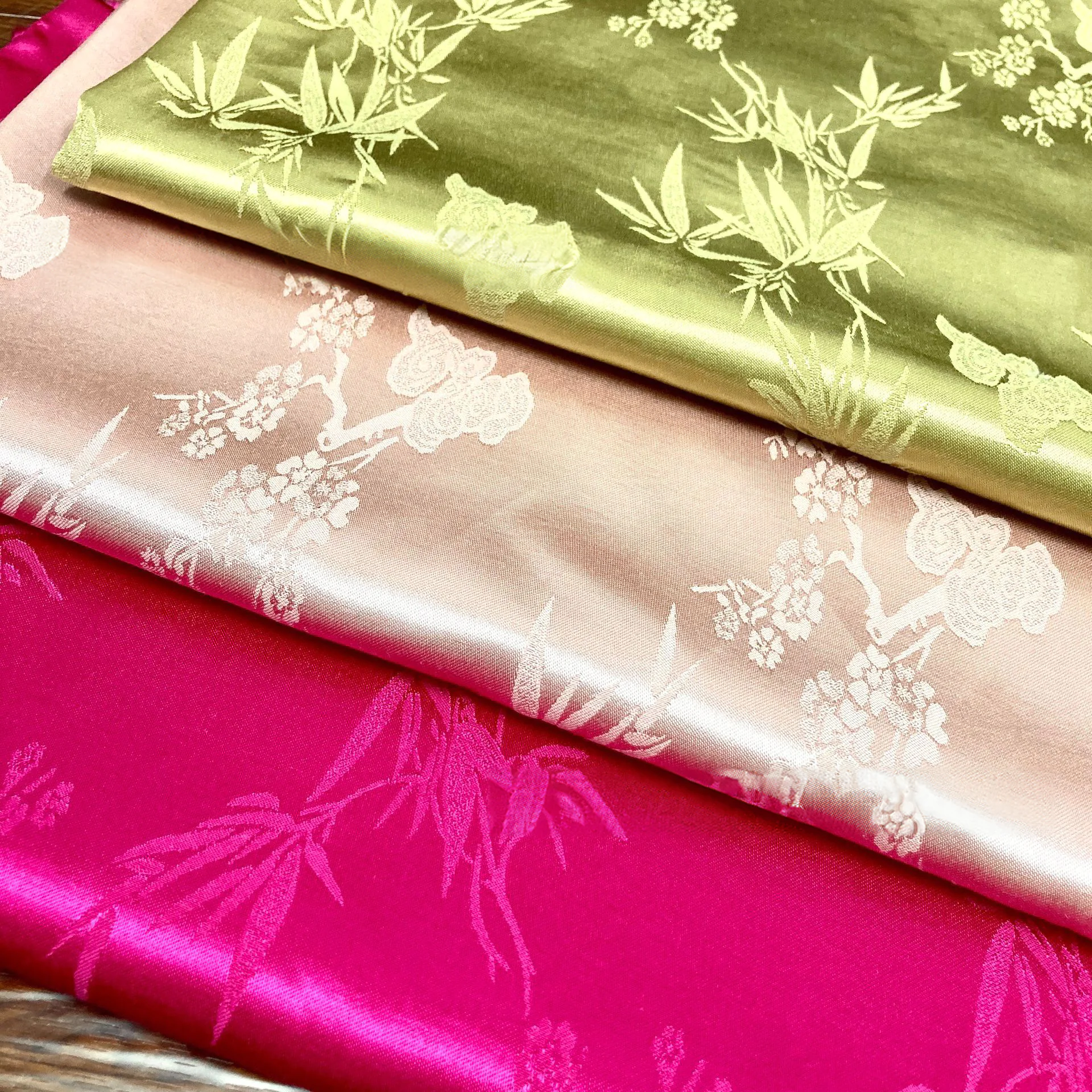 Satin Smooth Brocade Jacquard Fabric with Bamboo Leaf Patterns – FloraShe